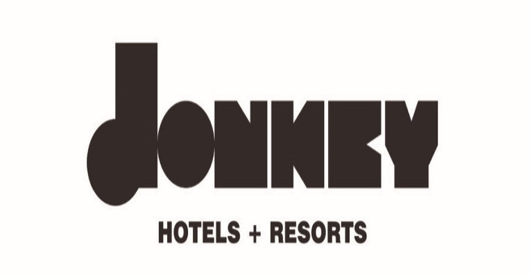 Νέα αλυσίδα ξενοδοχείων Donkey Hotels - Τι ετοιμάζει στη Σαντορίνη ...
