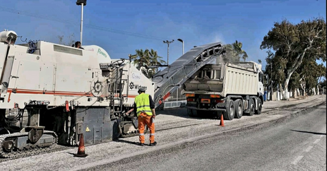 Σαντορίνη: Εργασίες ασφαλτόστρωσης στο επαρχιακό οδικό δίκτυο - Atlantea
