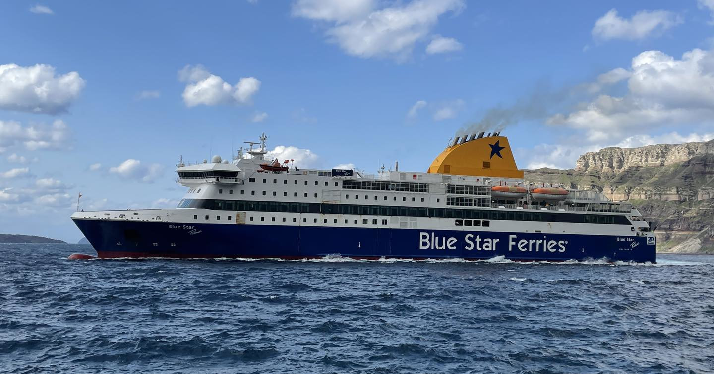 Έκτακτο δρομολόγιο για Σαντορίνη με το Blue Star Patmos - Atlantea
