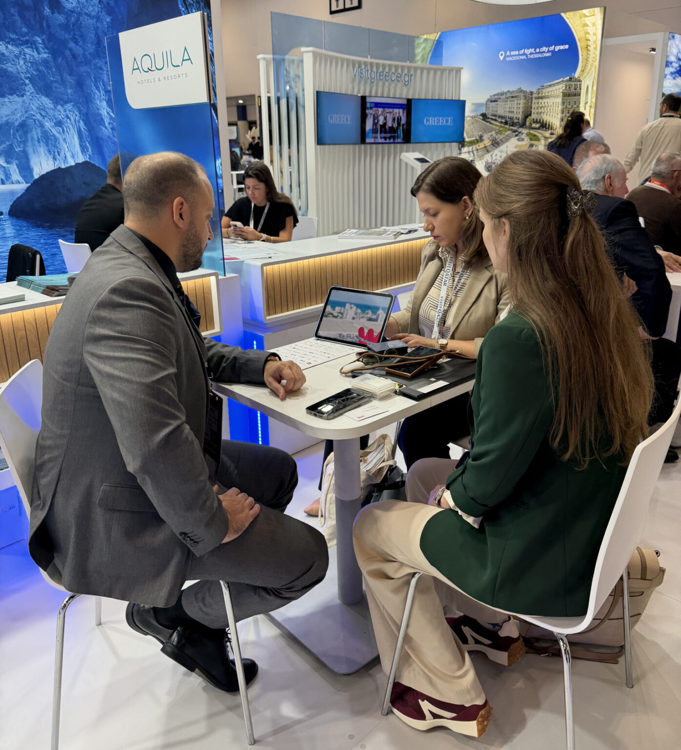 Δήμος Θήρας: Δυναμική παρουσία στη WTM 2025 στο Λονδίνο - Atlantea